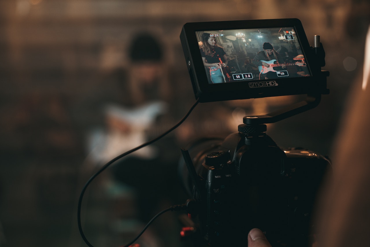 4 Tips for Shooting a Music Video on a Budget - The Brown Planet